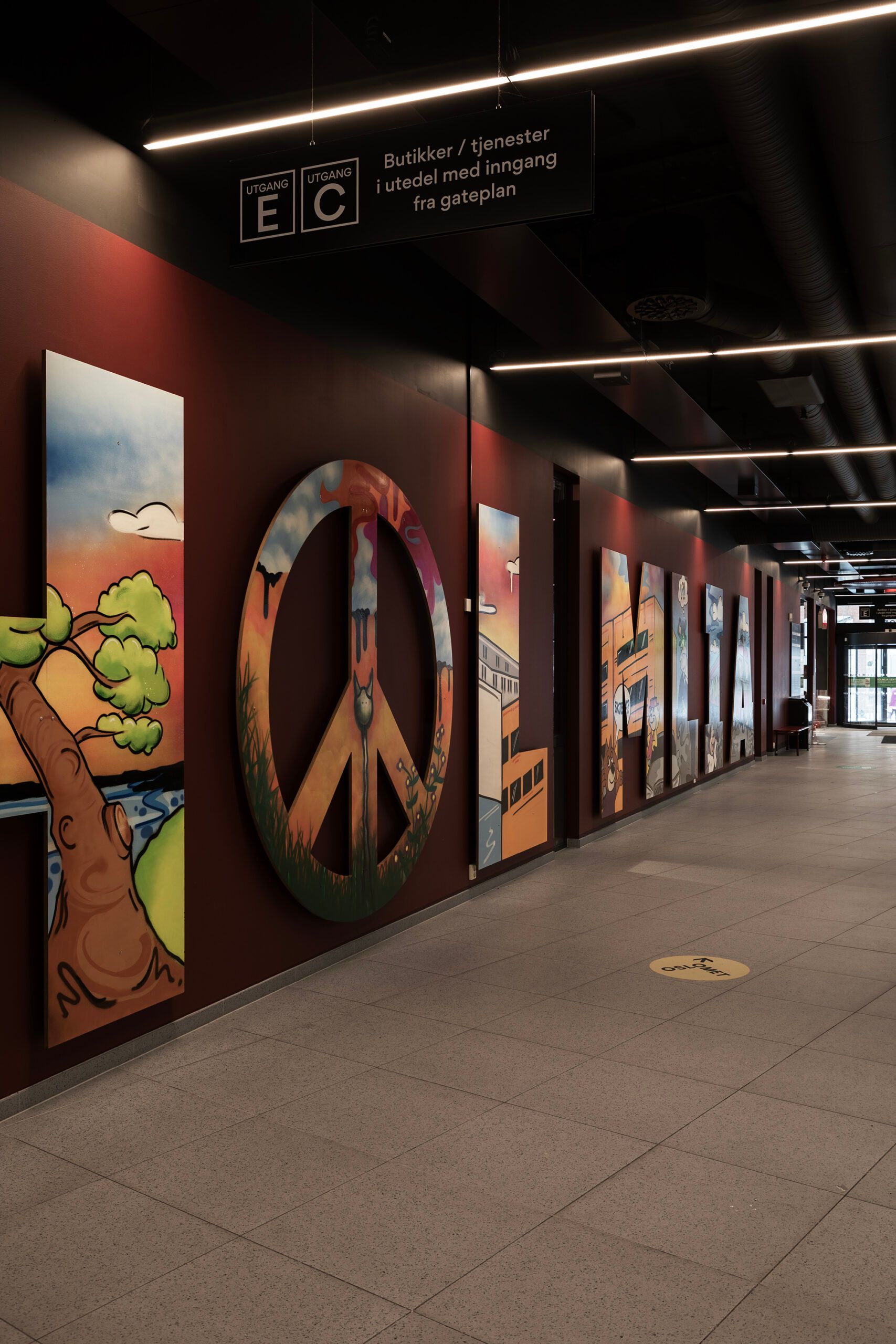 HOLMLIA SENTER - Stokkan Lys