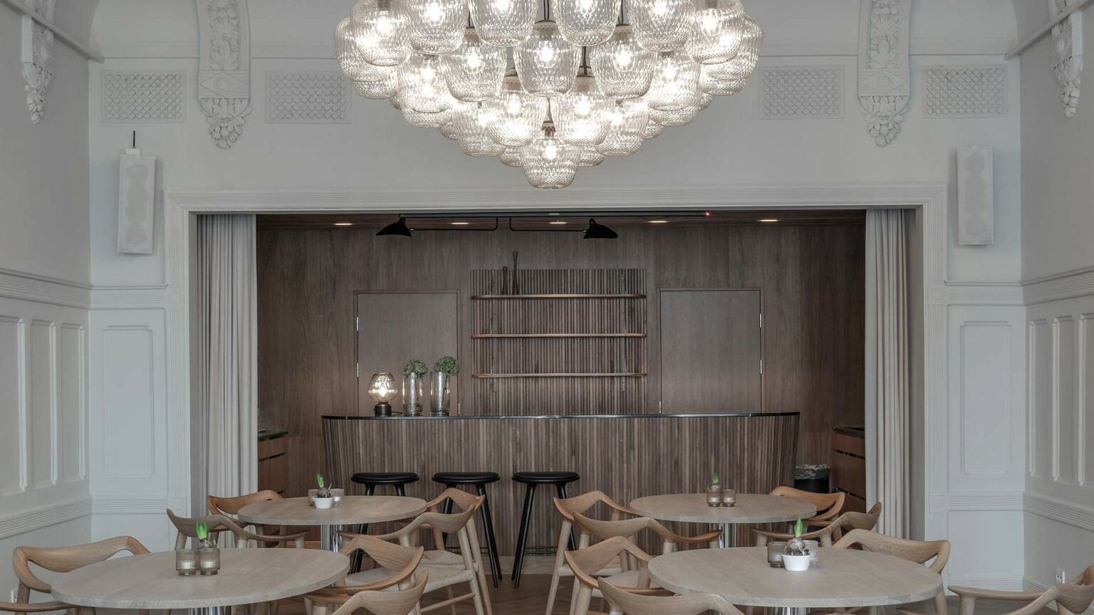 HOTEL 1904 ÅLESUND – Stokkan Lys